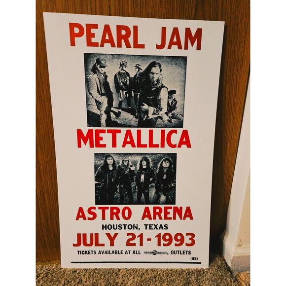 Unbranded | Art | Vintage 993 Poster Pearl Jam Metallica Astro Arena ...
